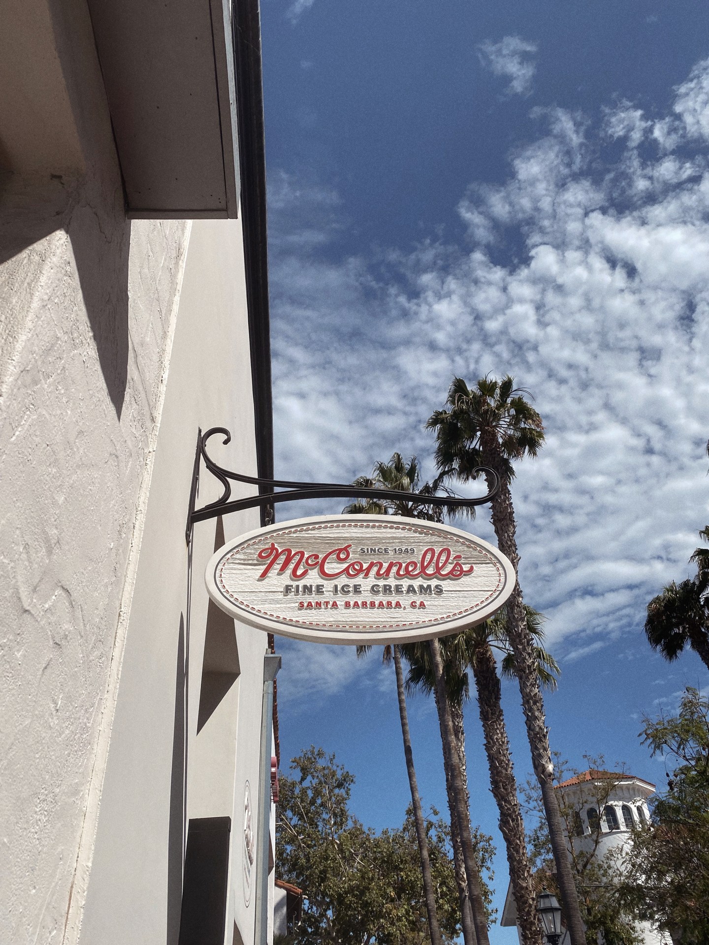 Taking the Train to Santa Barbara – hardys on holiday