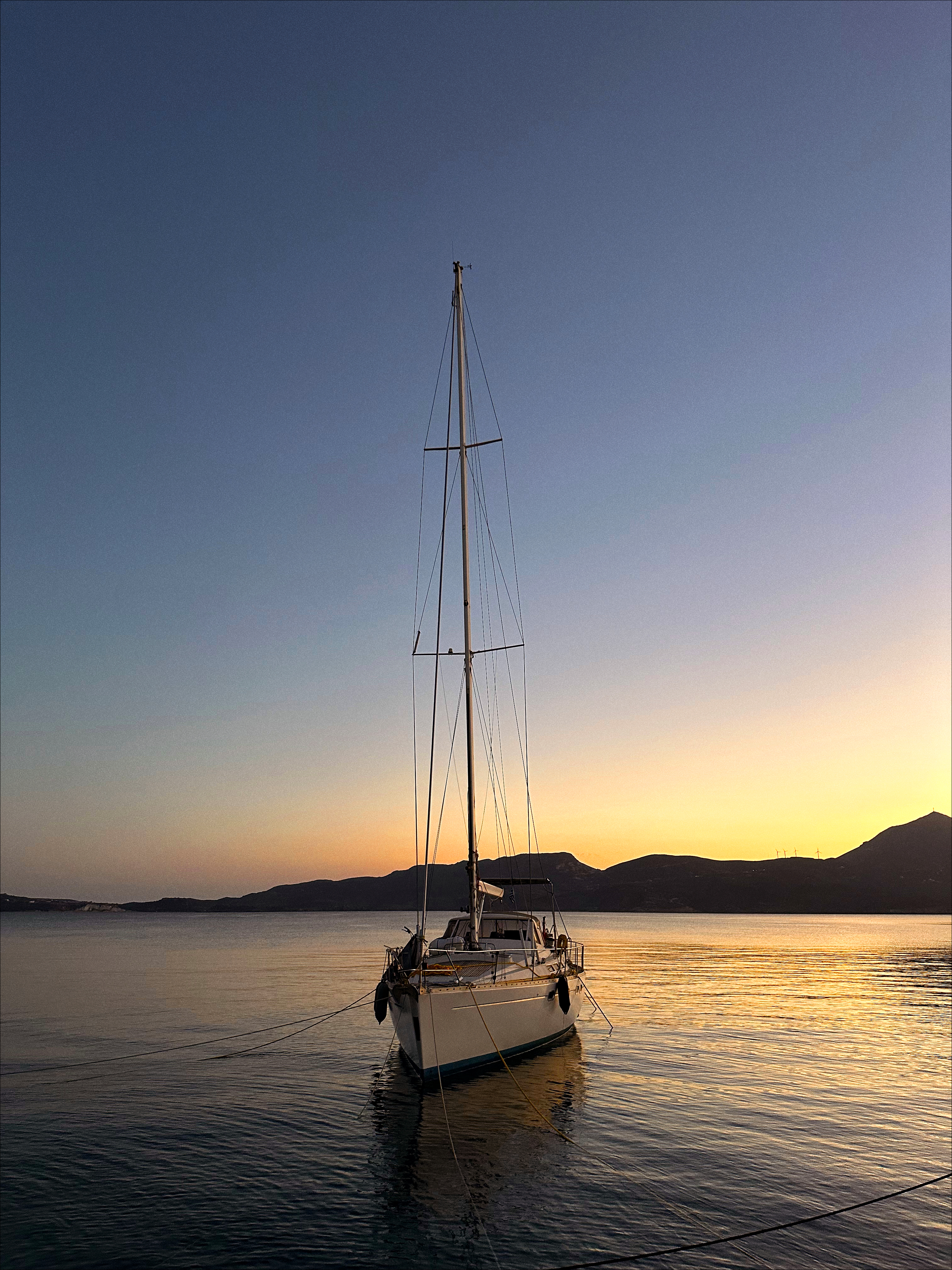 19-Milos Greece-Adamas-Sunset – hardys on holiday